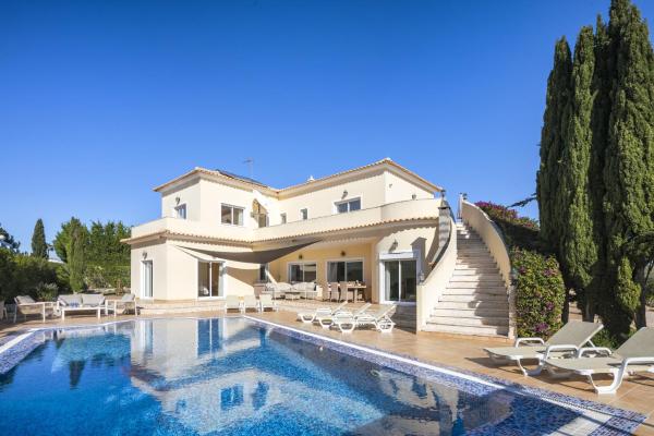 Vila Alporchinhos - Large Villa Close To The Beach - Porches