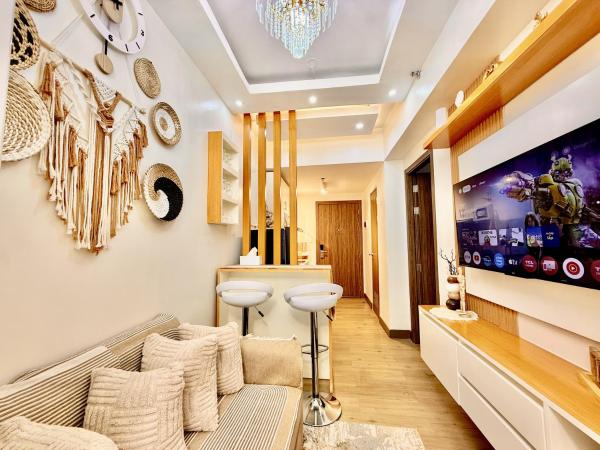 Cozy And Comfy Retreat With Balcony - Muntinlupa