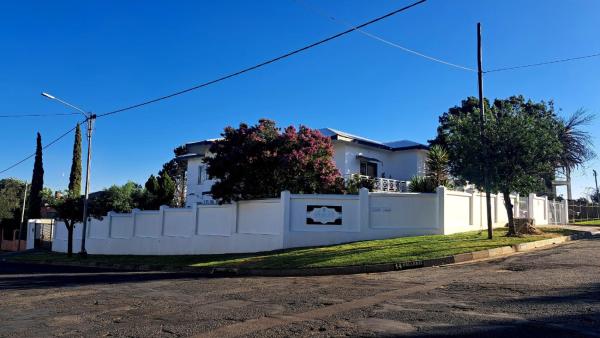 Oppihoek Gastehuis - Kroonstad