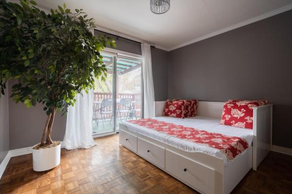 Spacious Bright Home In Woodbridge - Toronto