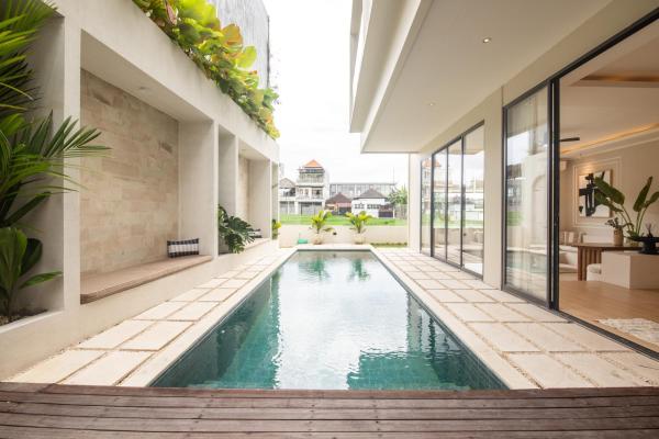 Stylish Canggu Villa 4br With Ricefield View - Indonésie