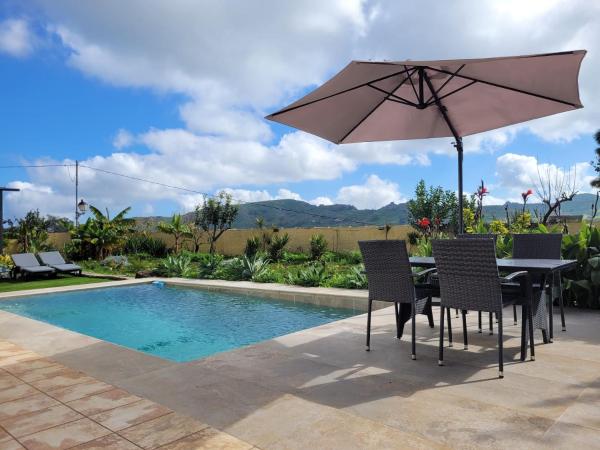 House With A Heated Pool - San Bartolomé de Tirajana