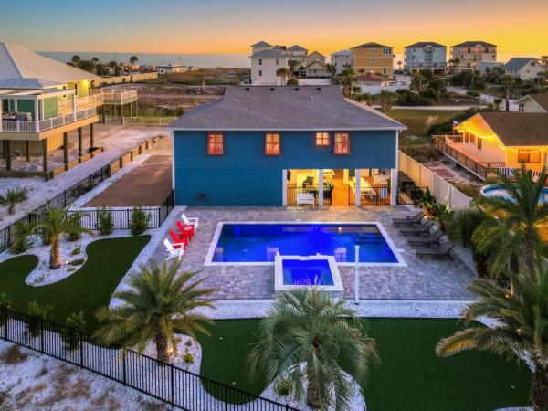 Old Florida Charm - Miramar Beach, FL