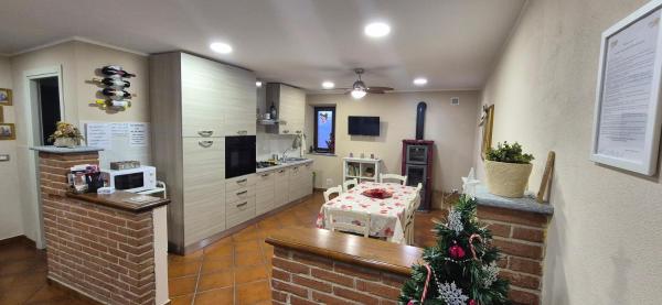Aleks Friendly House - 알바