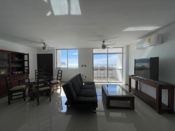 Entire Penthouse With Sea View In Zona Dorada - 3 Bedrooms - Mazatlán