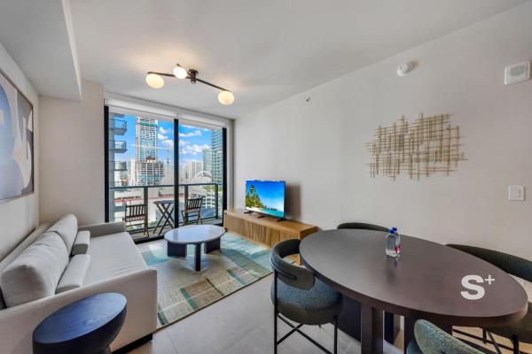 Modern And Cozy 1bd Apt With Gym & Pool - Miami Beach, FL