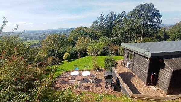 Long Barn Wales - Monmouth