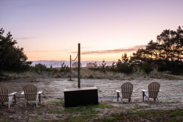 Ocean Front Rockaway Beach 1 Bedroom Condo - Oregon