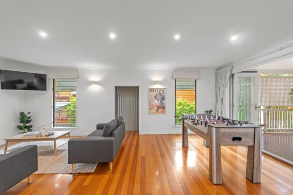 Thomas Street Kangaroo Point - Salisbury