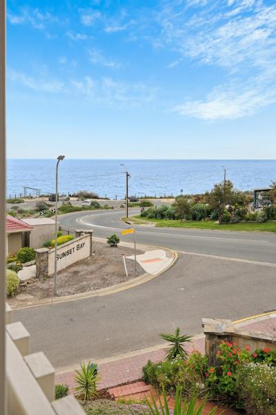 Sunset Ocean View Retreat 4bm House - Adelaide
