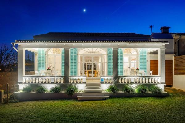 Veles Dos, Villa Frente Al Mar En Mallorca - Madrid