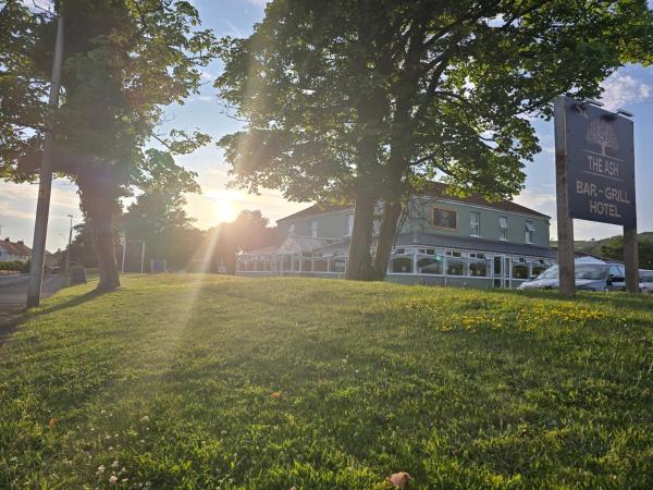 Ashburnham Hotel - Llanelli