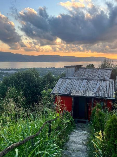 Sapanca Red Hobbit House - Sakarya