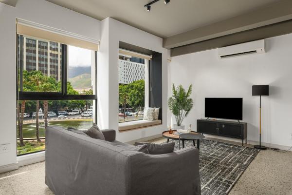 The Duke Apartments - Claremont
