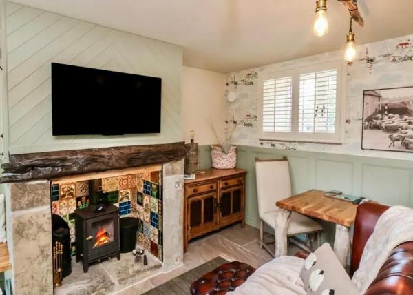 Driftwood Cosy Quirky Seaside Hideaway - Flamborough
