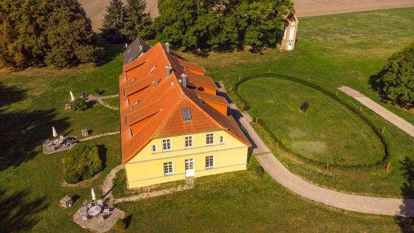 Gut Rattelvitz - Parterre Ost - Gingst