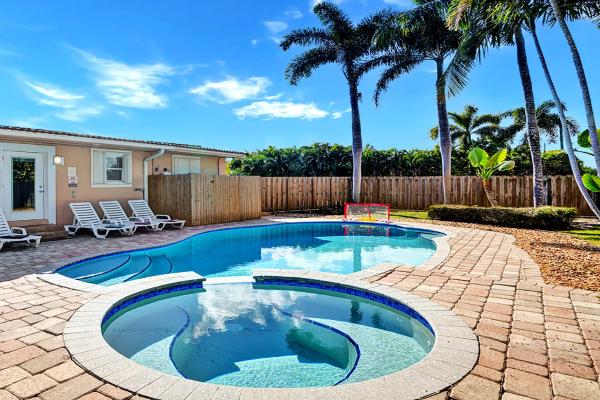 Deluxe 4br With Den & 3ba Home Near Beach, Casino, Heated Pool - Sunrise, FL