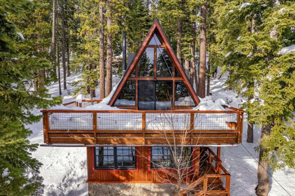 Tahoe Treetop A-frame Escape - Tahoe City, CA