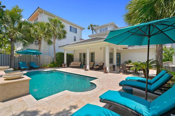 Tropical Dreams By The Sea - Vacation Home With Private Pool & Close Proximity To Beach - Destin, FL