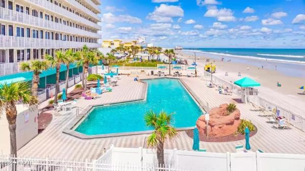 Beach Front Resort With Ocean View - フロリダ州