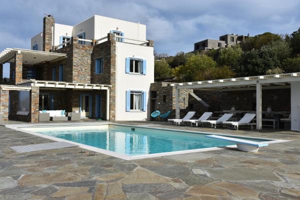 Luxury Kea Villa With Private Pool, Basketball Court & Stunning Views Near The Port - Ceos