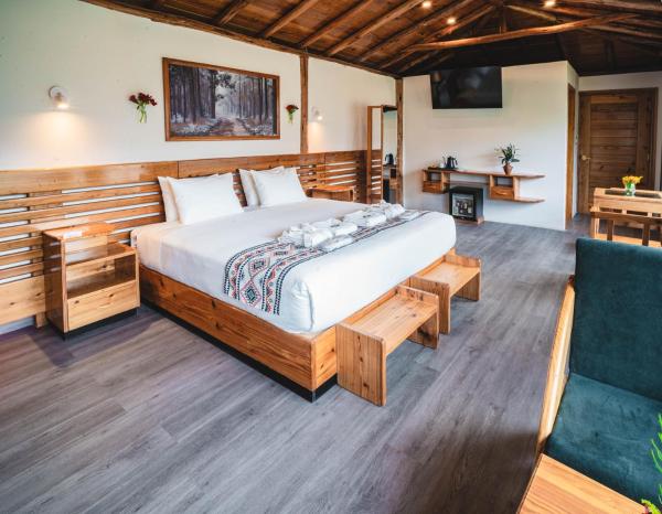 Tara Logde - Sacred Valley - Urubamba