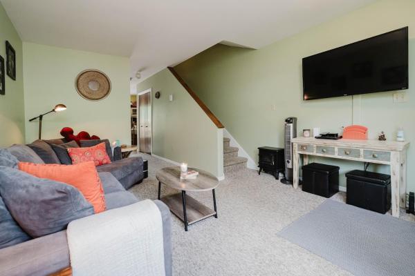 Cozy Townhouse Near Hunter Mountain - Catskill, NY