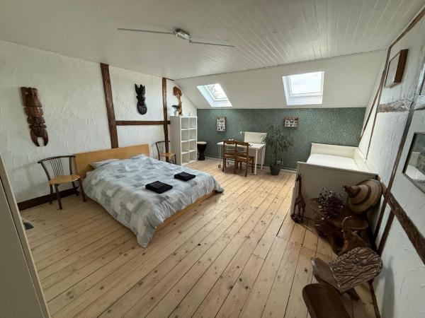 F1 Room 3 - Cour-toise - Spa