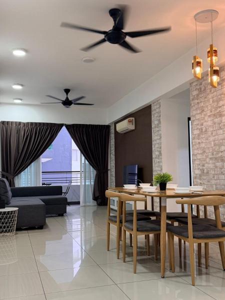 H2h - Neo Casual - Majestic Ipoh Town Center - 8pax - Malaysia