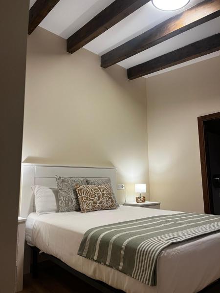 Apartamentos Rurales La Higuera De José - Universidad Francisco de Vitoria