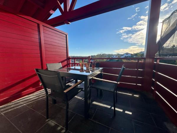 Ahetze, 3 Pièces Lumineux Avec Terrasse & Parking - Bidart