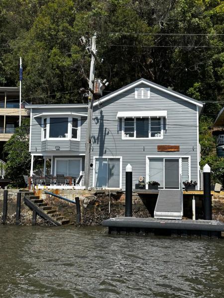 Wobby Waters Your Little Wobby Waterfront Sleeping 8 On The Hawkesbury River - Patonga