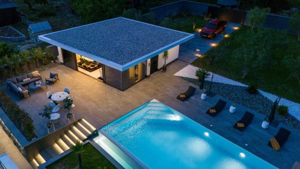 Luxury Matos Estate By Tourist Adria Group - Zadar