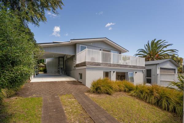 Patton's Place - Pauanui Holiday Home - Bay of Plenty