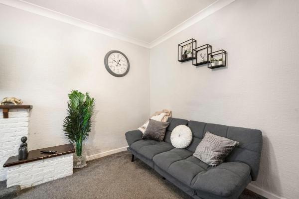 Four Bedroom House Birmingham Airport 8 - Birmingham