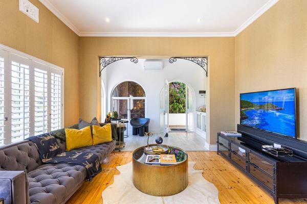 Clifton Yolo Spaces - Clifton Mansion Villa - Camps Bay