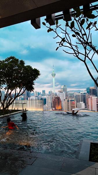 Axon Suites Bukit Bintang Pavilion Klcc Trx - Netflix - Bukit Bintang