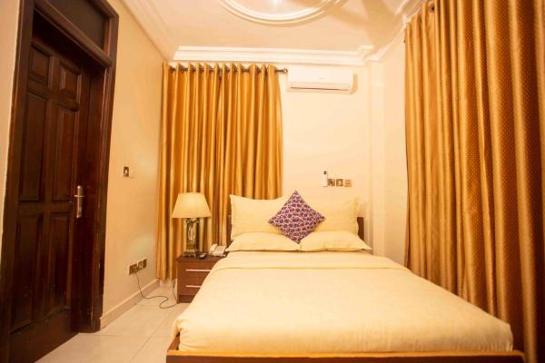 Parkview Hotel - Accra