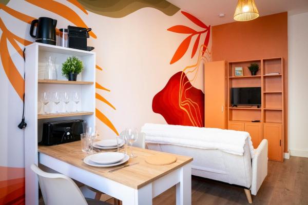 Cocon Coloré En Centre-ville De Caen - ibis Styles Caen Centre Paul Doumer