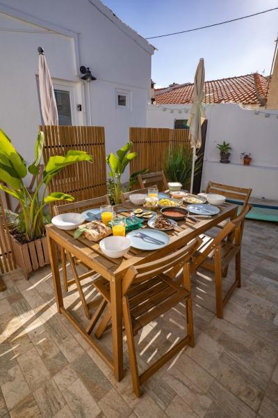 Modern Old Town House With Sunny Terrace - Vila do Bispo