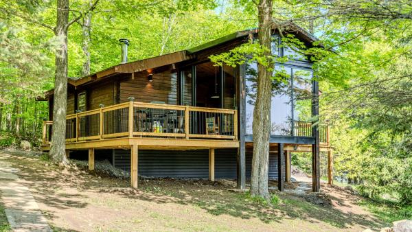 Pier 100 Resort - Muskoka