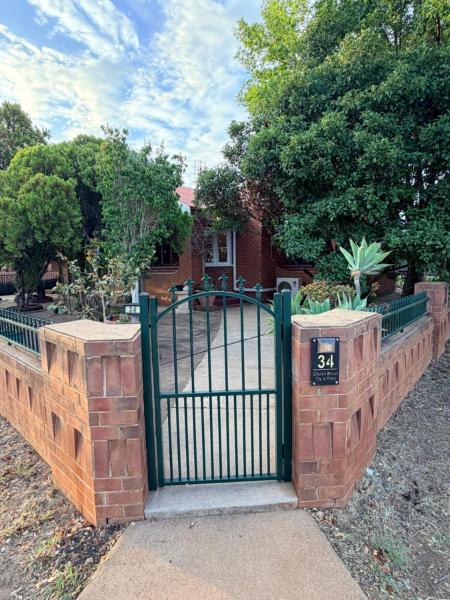 Tily's Place - Parkes