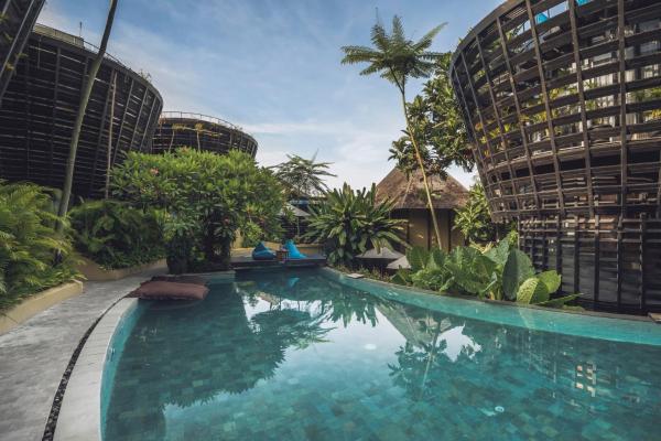Canggu Cabana Beach Resort By Ini Vie Hospitality - Canggu