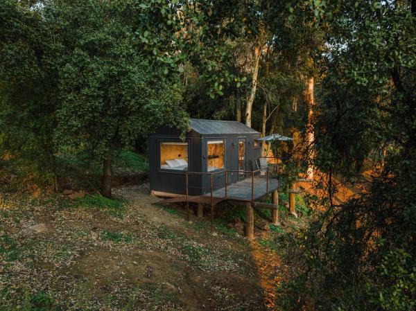 Cabins Entre Bosques Y Viñedos Con Vistas Al Valle - Tucu Cabins - Chile