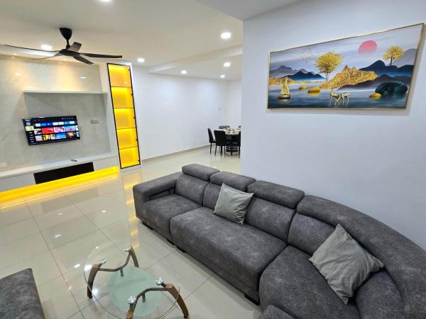 Tongkang Pechah Modern And Stylish Homestay - Batu Pahat