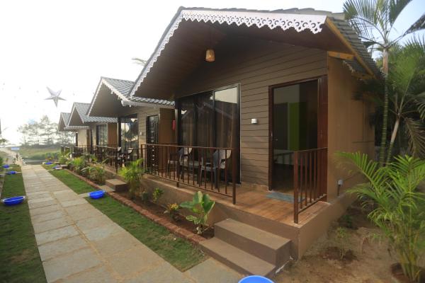 Molly's Nest - Goa