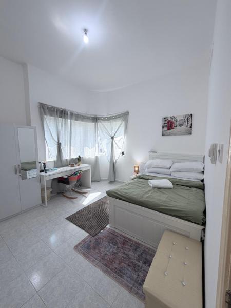 Relaxing Classy Room - Abu Dhabi