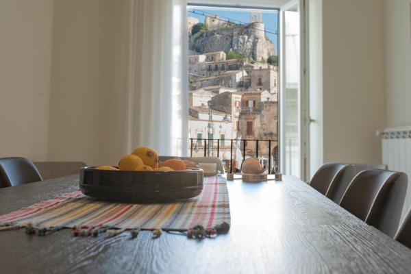 Modica Suite - Modica