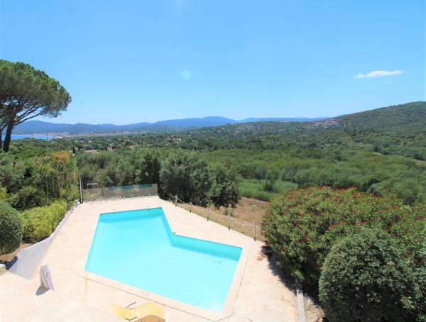 Gricard Villa T5 Avec Piscine Vue Panoramique Sur Les Collines De Grimaud Et Aperçu Mer - Grimaud