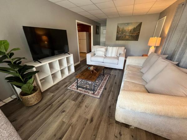 Spacious 3br 5 Beds Perfect For Groups - Valdosta, GA